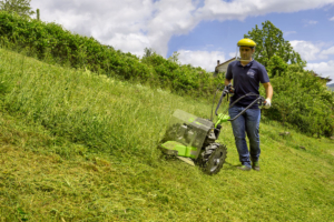 GRILLO HWT 700 SUPERTRAC WHEELED TRIMMER | Agpower